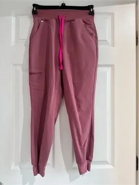 Figs | Tops | Figs Mauve Vneck Scrub Top | Poshmark